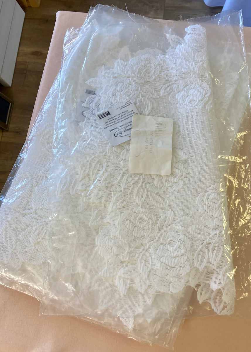 SHEE100-A 2 White Lace Doilies – K&K Bridal LLC